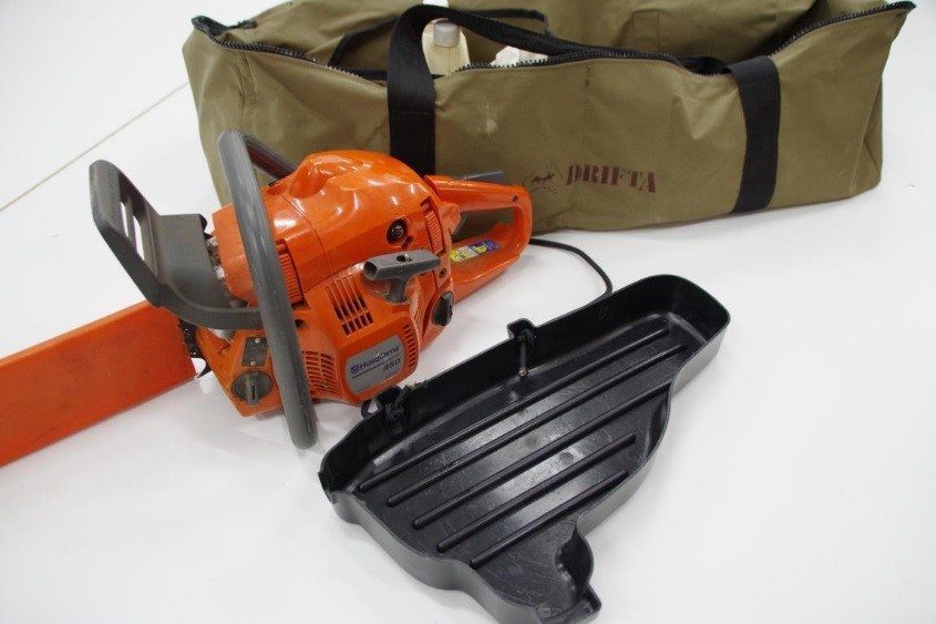 CHAINSAW OIL TRAY - Drifta Camping & 4WD