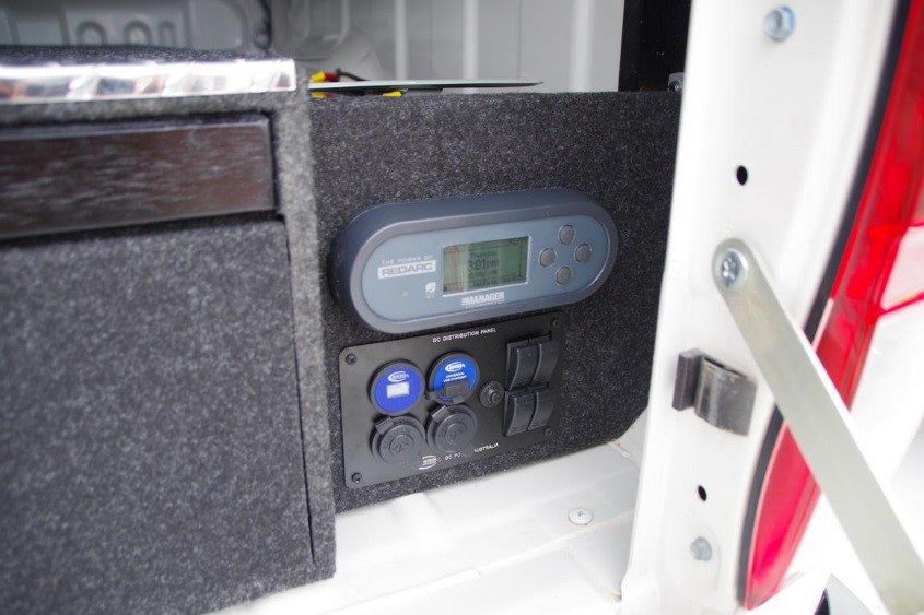 DUAL BATTERY INSTALS TWIN CAB EXAMPLE - Drifta Camping & 4WD