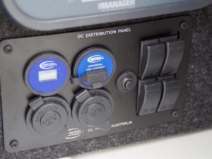 DUAL BATTERY INSTALS TWIN CAB EXAMPLE - Drifta Camping & 4WD