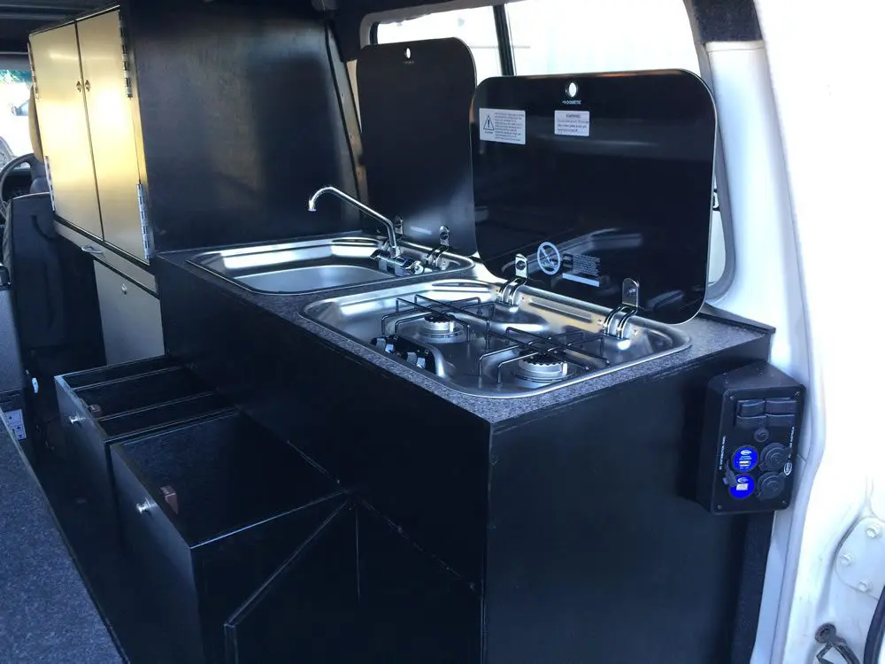 TROOPY FITOUTS – EXAMPLE #6 - Drifta Camping & 4WD