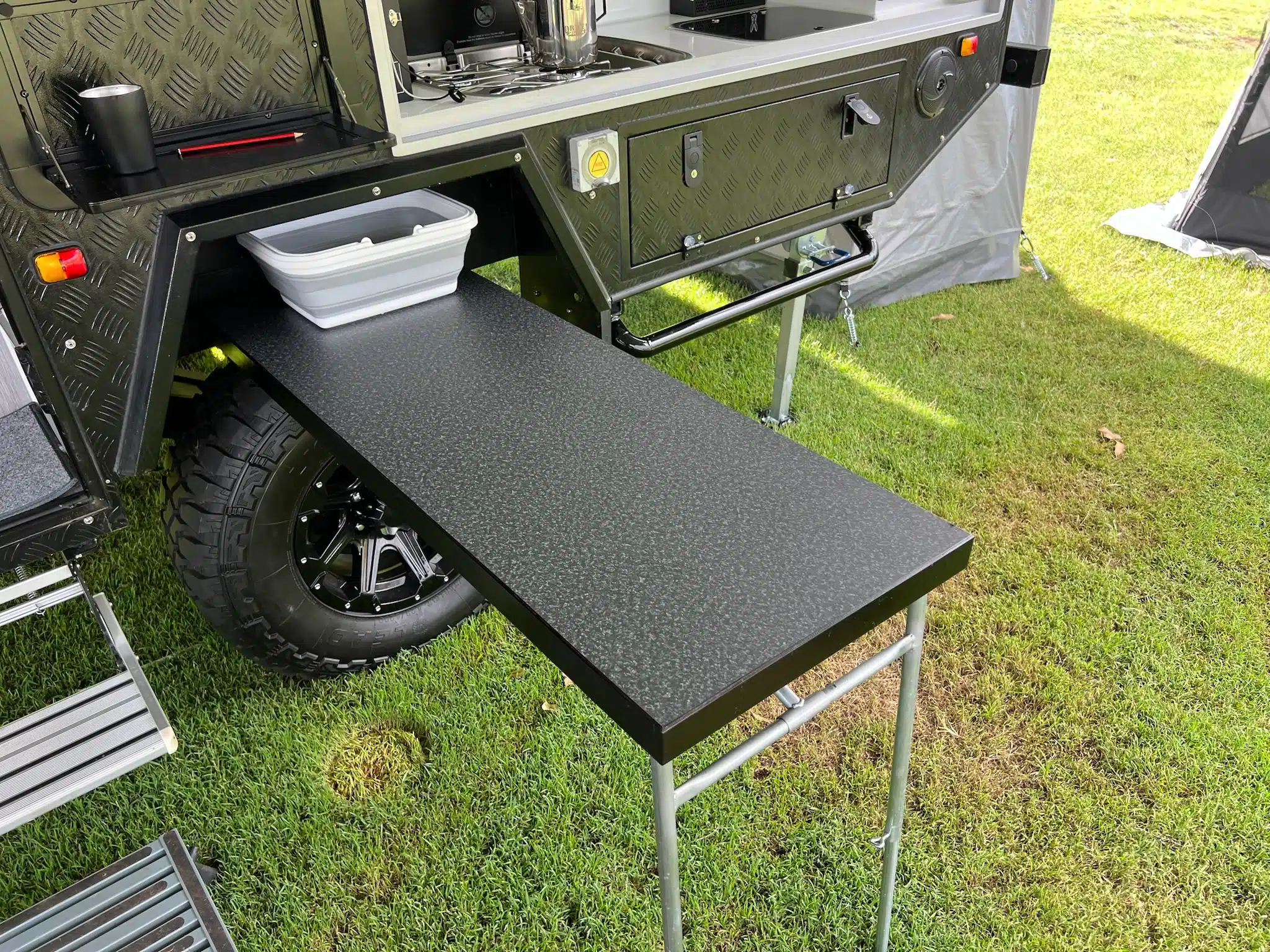 Drifta UP15 Caravan Table & Bag - Drifta Camping & 4WD