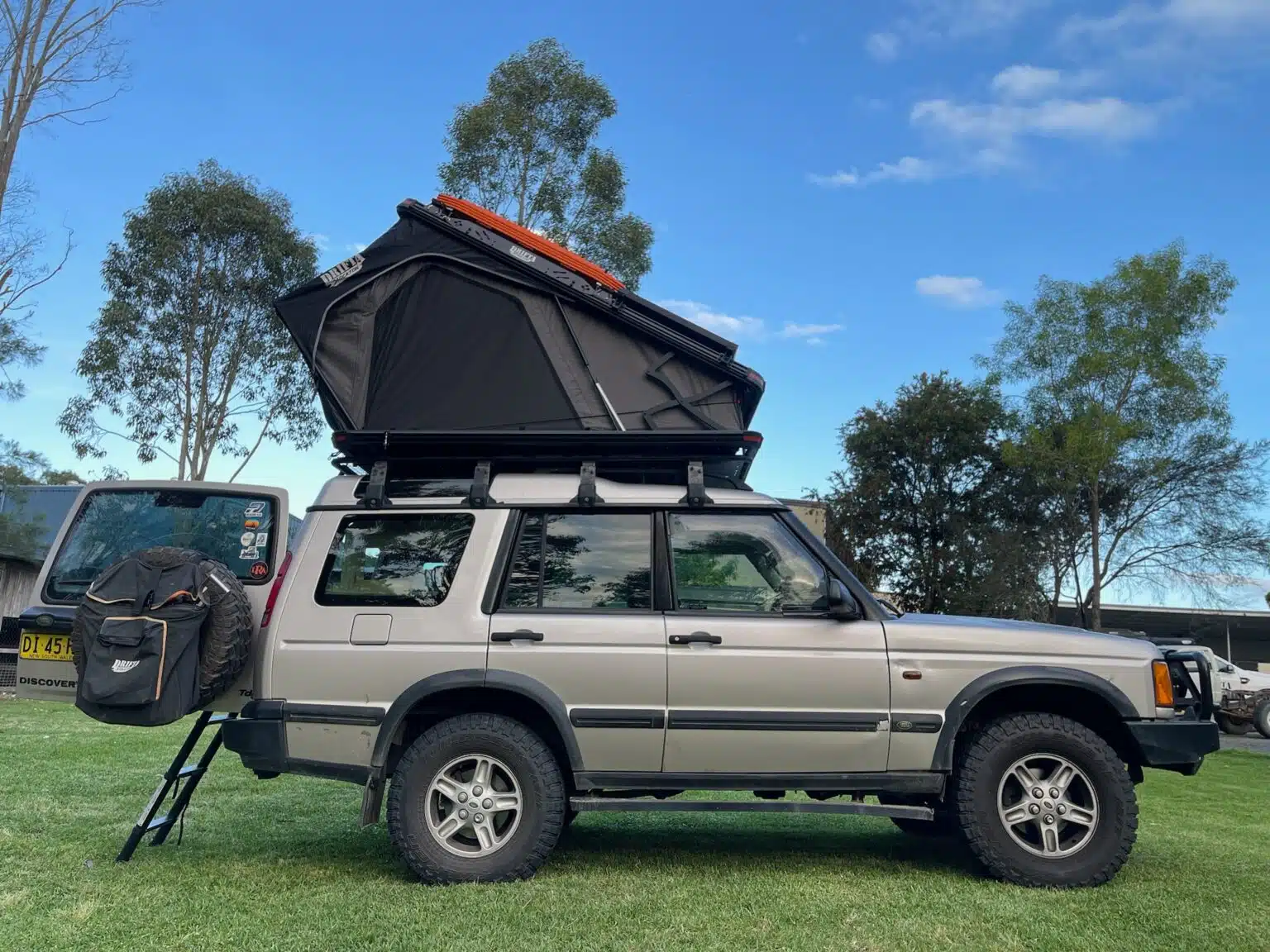 Wildlands Bush Cruiser Version 2 Roof Top Tent - Drifta Camping & 4WD